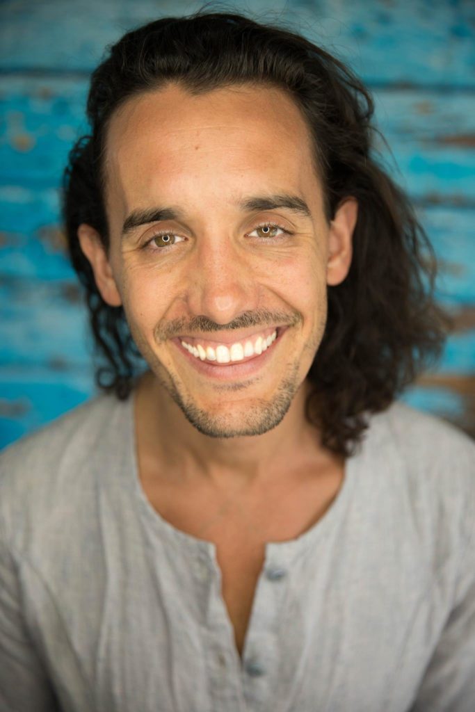 Musical Wizard Nick Demeris Joins Chilly Pete in Studio - Rampa News